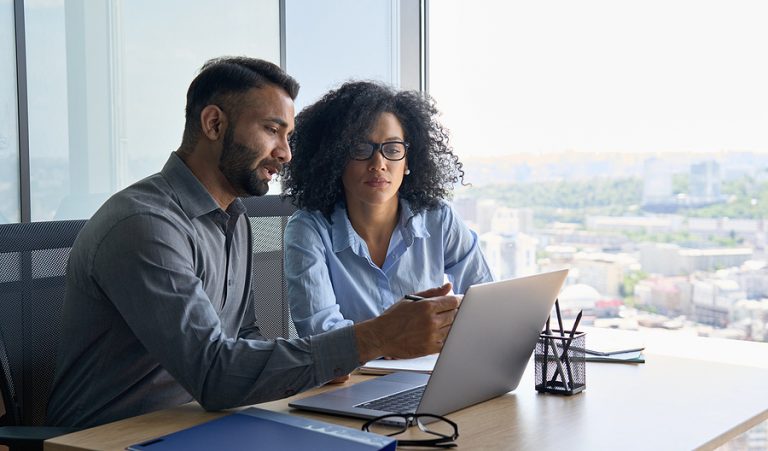 6 Pros and Cons of Operations Management Consultants